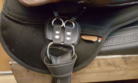 Badlands Equine. Saddle base